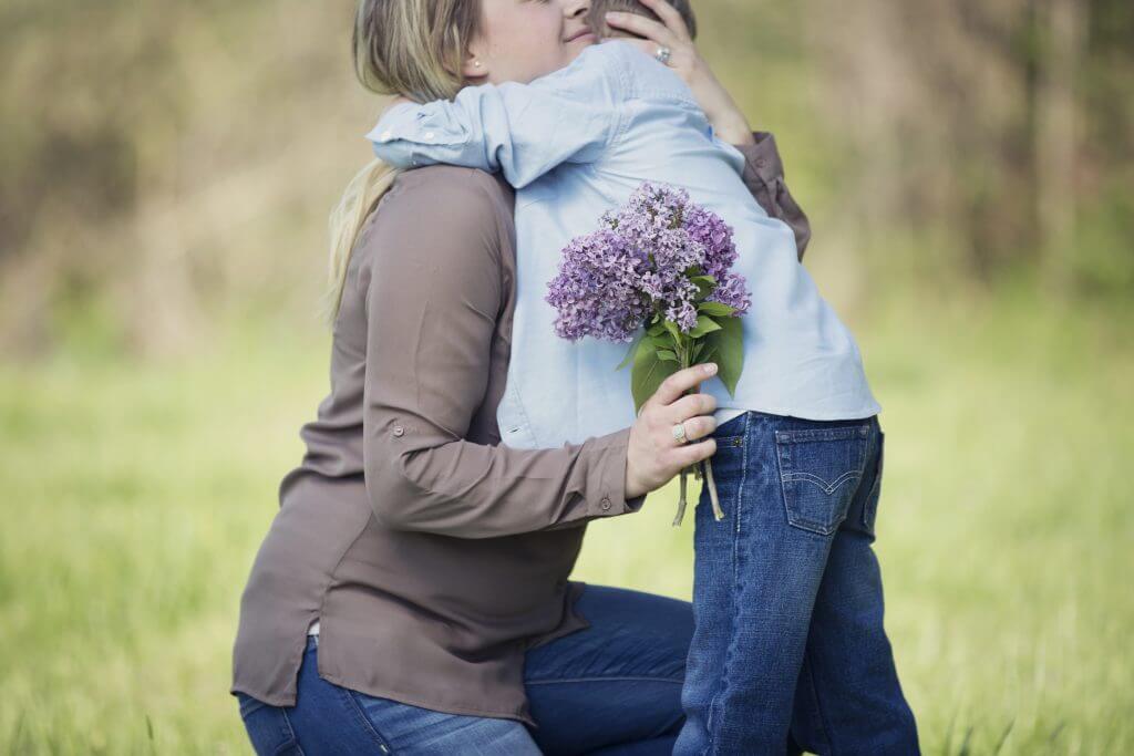 A Cheerful Look Brings Joy to the Heart - Missy Eversole